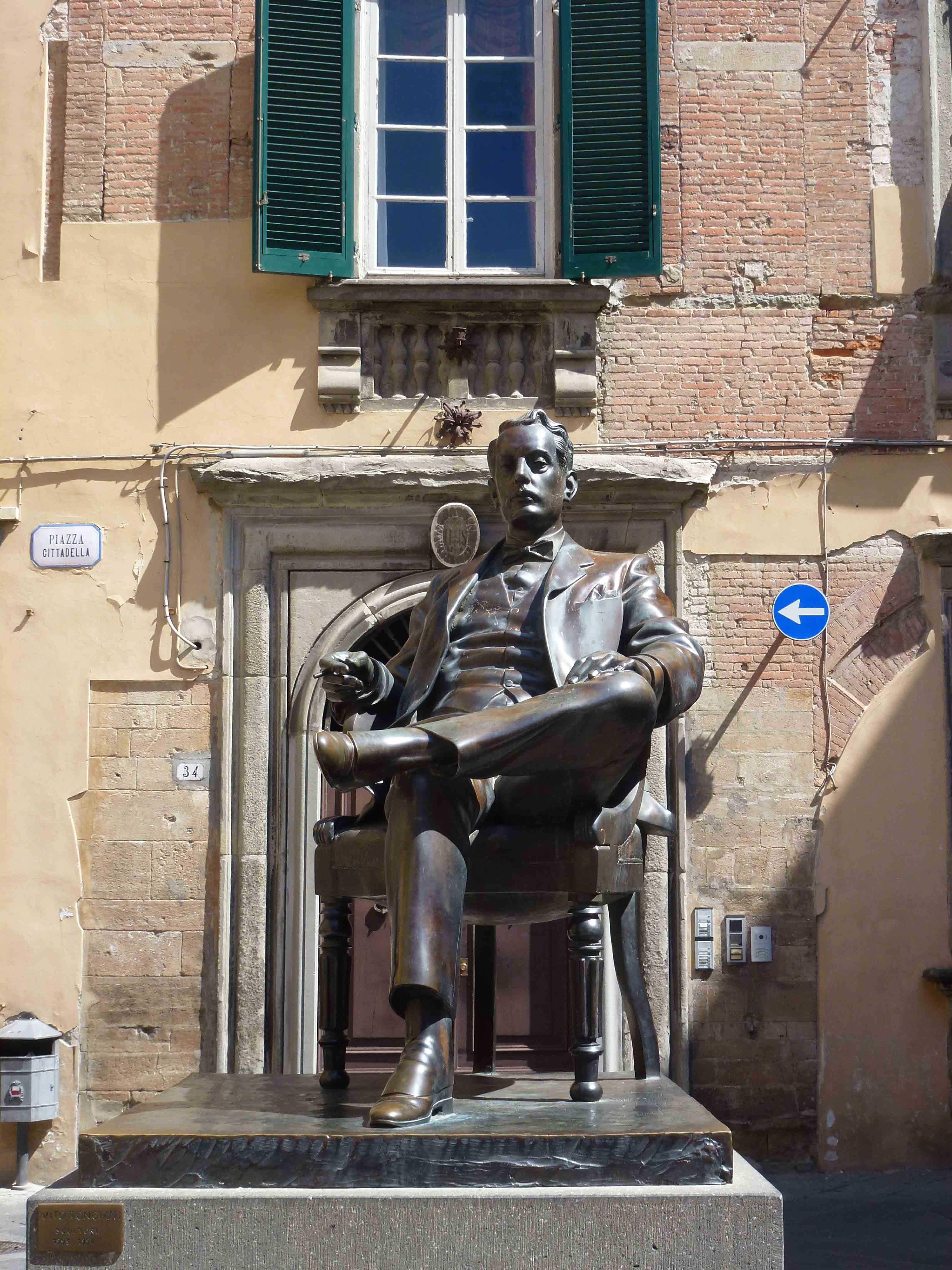 Puccini: Lucca – Paul Davies Cartoons & stuff